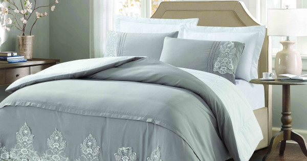 6-Piece Super King Comforter Set with Lace Detail