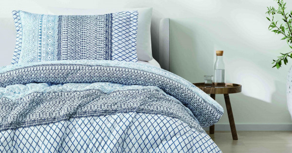 4-Piece Single Size Comforter Set