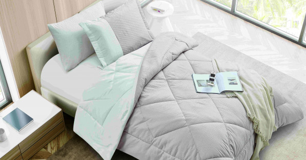 4-Piece Single Size Comforter Set
